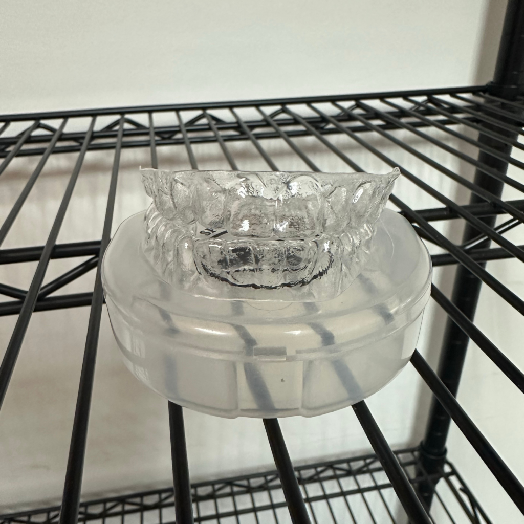 How To Fix A Broken Invisalign Retainer - SportingSmiles Dental